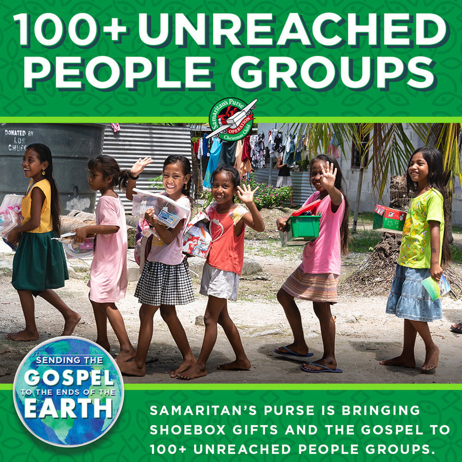 Collecting Christmas gift boxes for National Collection Week at ...