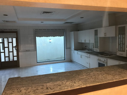 ground floor flat in jabriya for rent: For Rent: Apartments in Kuwait