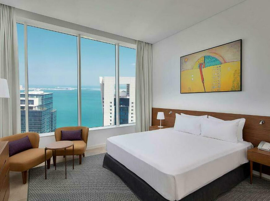 Serviced Ensuite Master Bedroom with it's own Entrance: Housing ...