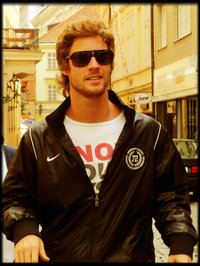 jonathan kok: Perfil en la comunidad Just Landed